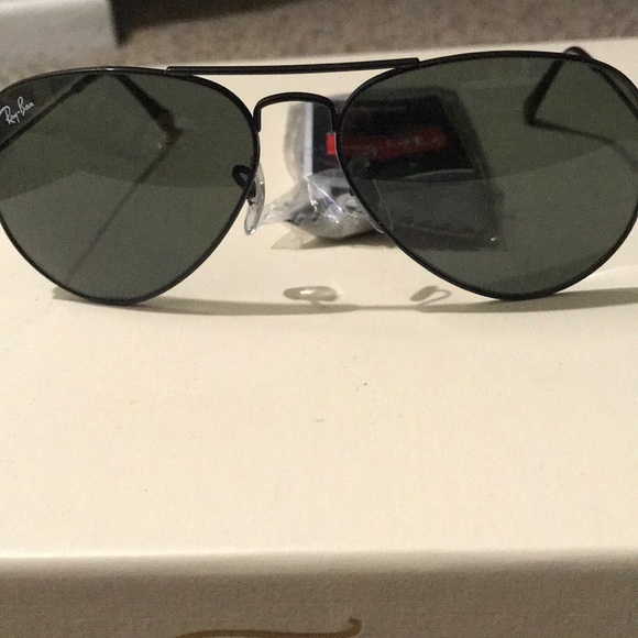 Ray-Ban | Accessories | Ray Ban Aviators Frameblack Temple Black | Poshmark